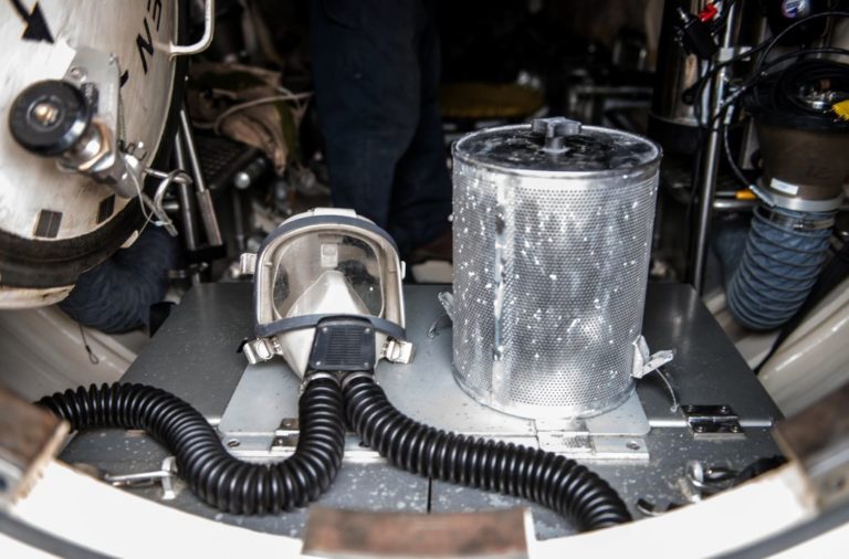 Inside a Submarine: What Life's Like for Those Serving Within the Ocean ...