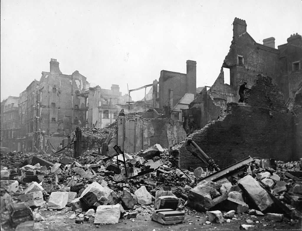 Rip the Terrier-Mix Rescued Over 100 People During The Blitz | War ...