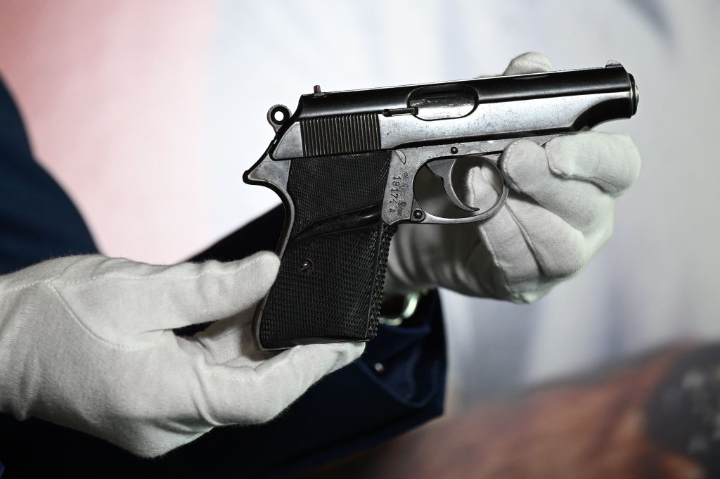 Makarov: The Low-Budget and Reliable Soviet Pistol That's Stood the ...