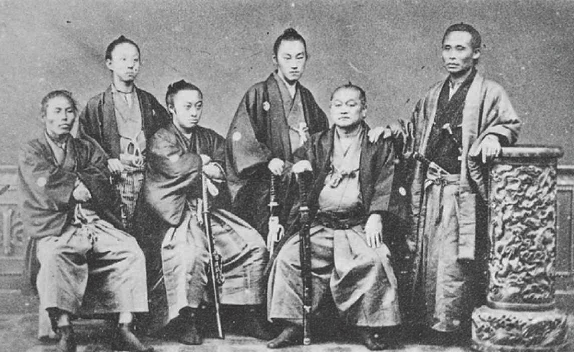 Rare Photographs Reveal the Honorable History of Japan's Samurai | War ...