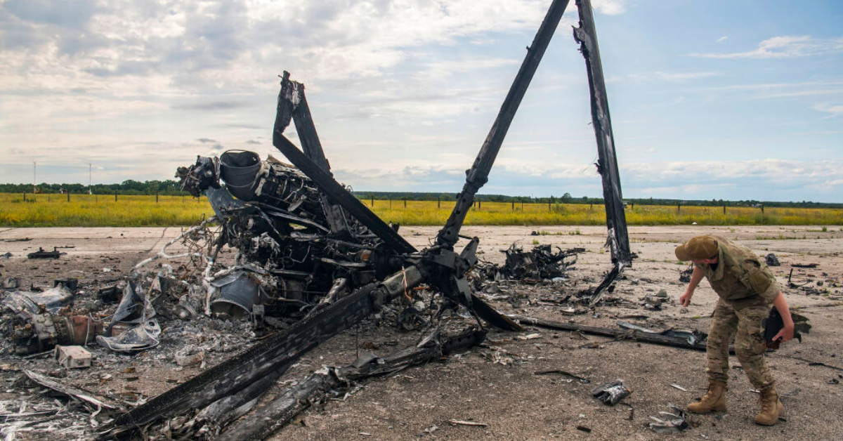 Ukrainian Commandos Destroy Attack Helicopters At Russian Air Base ...