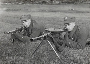 The Soviet Maxim-Tokarev Light Machine Gun Outperformed The Classic PM ...