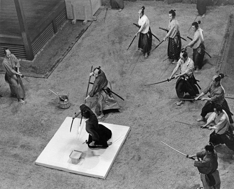Samurai Sword Master Kaito Suiju Rates Japanese Sword Movie Scenes ...