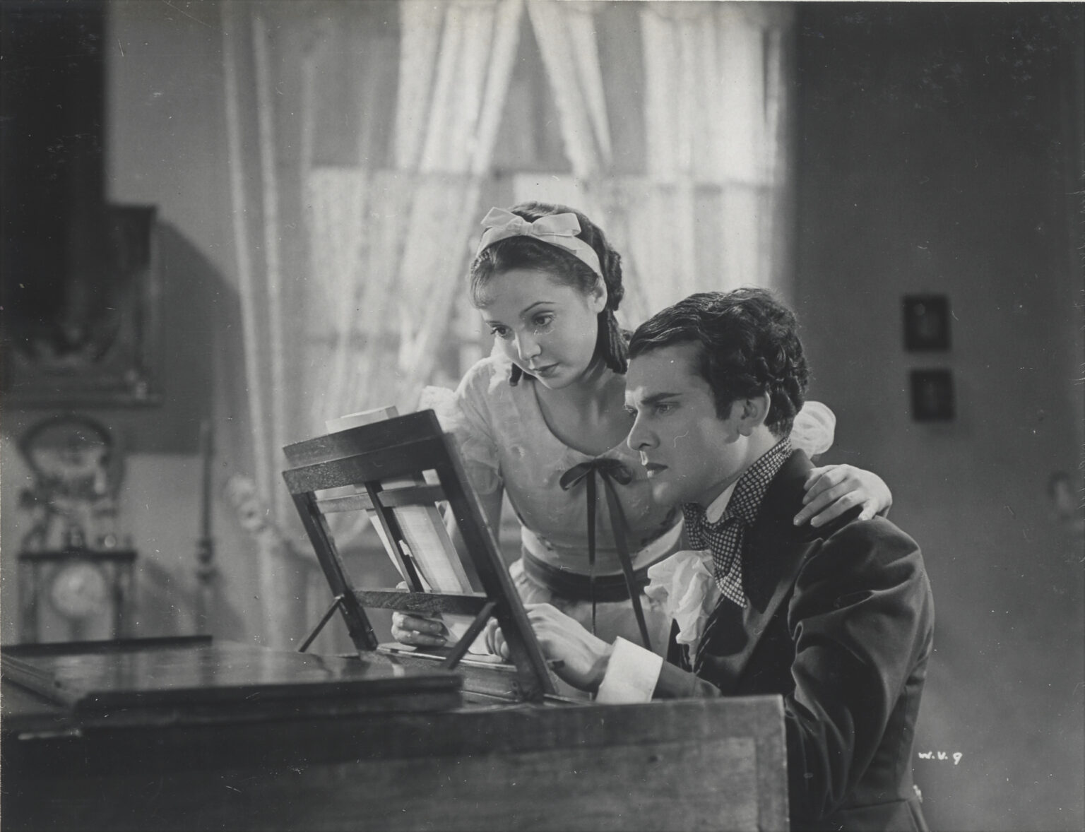 Esmond Knight: The British Actor Who Was Injured During a Battle with ...