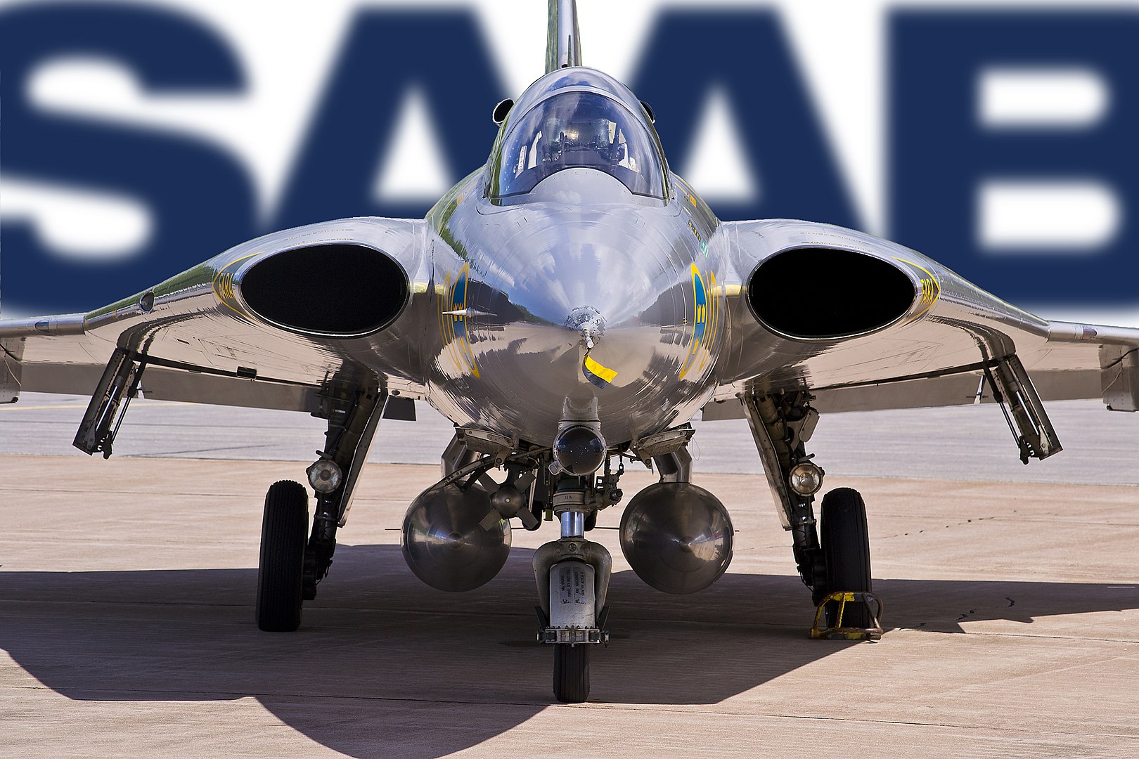 Saab J35 Draken: The Nordic Dragon That Accidentally Discovered the ...