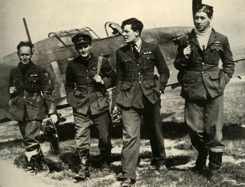 Edgar 'Cobber' Kain Single-Handedly Decimated 17 Enemy Aircraft During ...