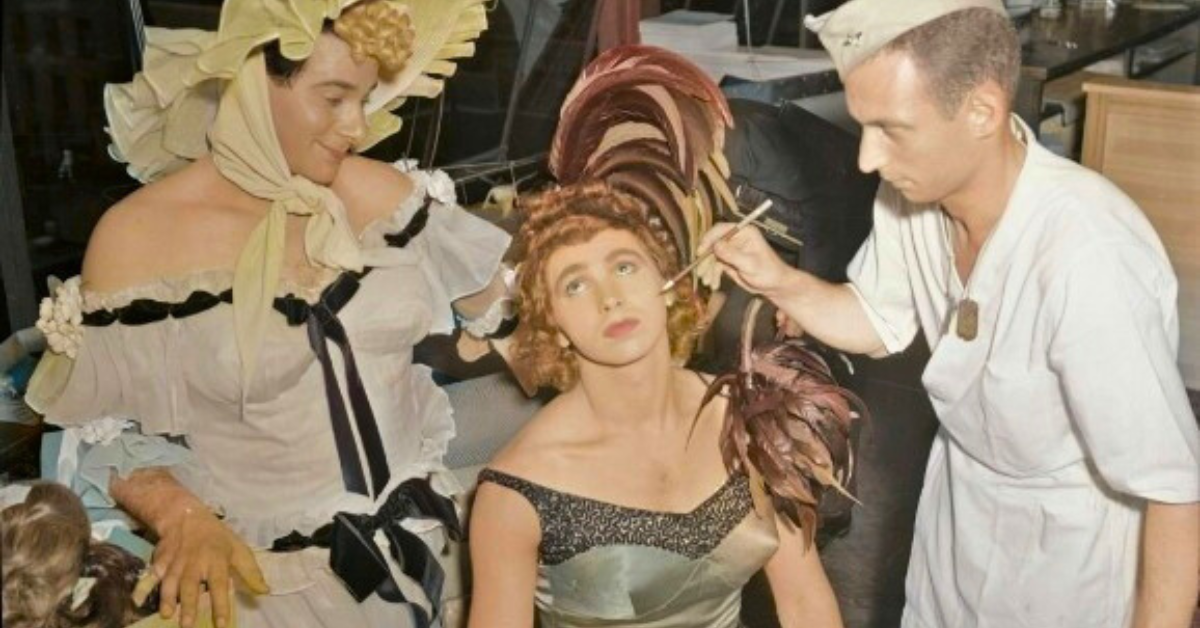 Photos That Showcase the Morale-Boosting Drag Performances of WWII
