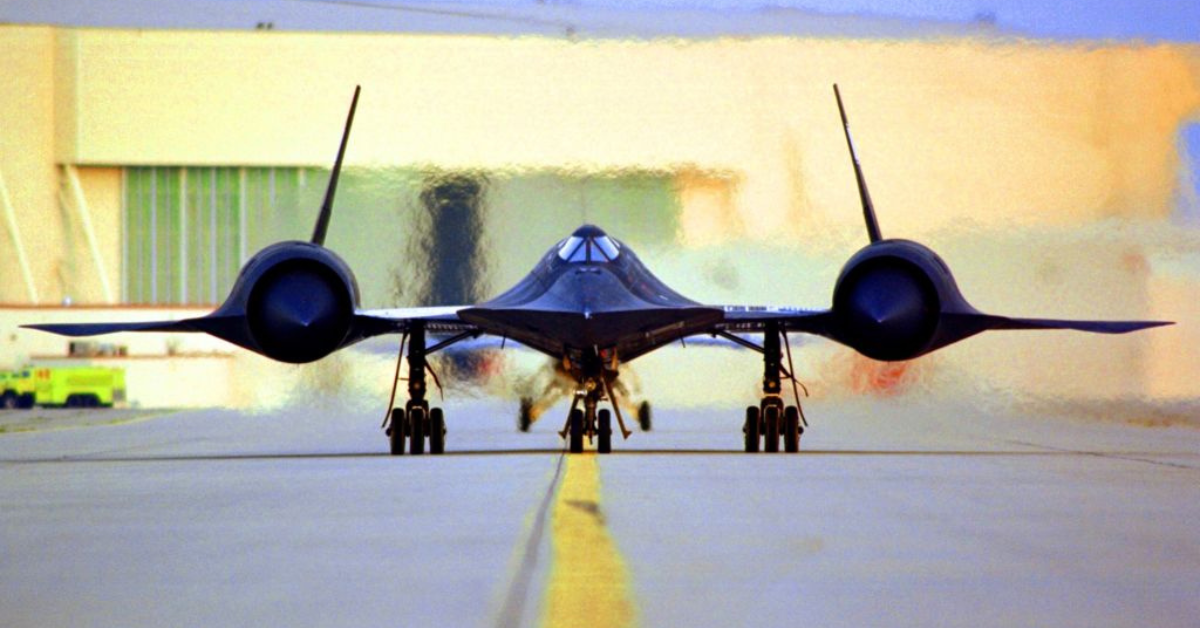 Little-Know Facts About the Lockheed SR-71 Blackbird - One ...