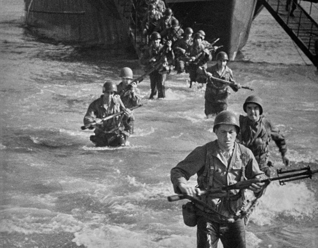 Facts About D-Day - The Amphibious Landings That Changed the Course of World War II | War ...