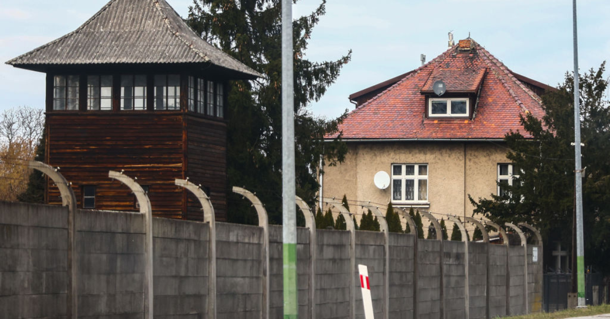 'The Commandant's Shadow' Documentary Tells Story of Auschwitz Director ...