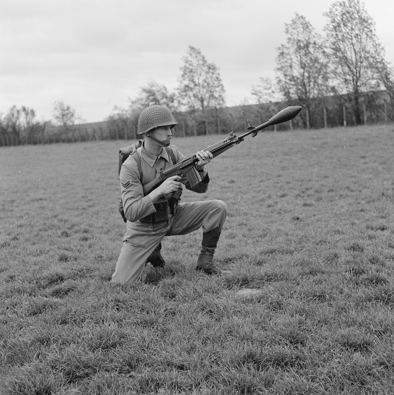 FN FAL: The Belgian Battle Rifle That Famously Became 'The Right Arm of ...