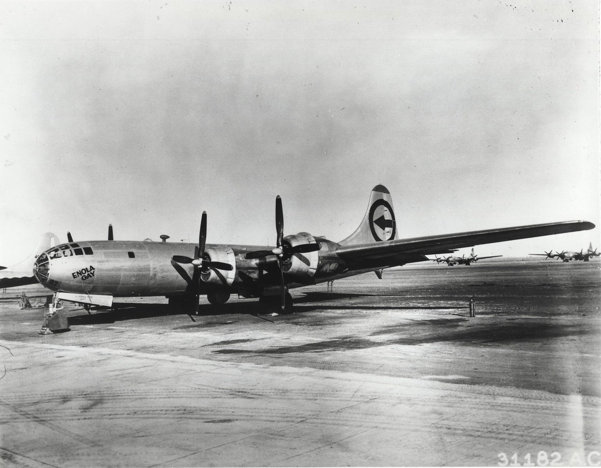 The B-29 Superfortress 'Enola Gay' Forever Changed Warfare When It Dropped the Atomic Bomb on ...