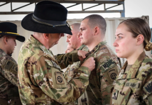 US Army to Introduce New Master Combat Badge to Solve Uniform Problem ...