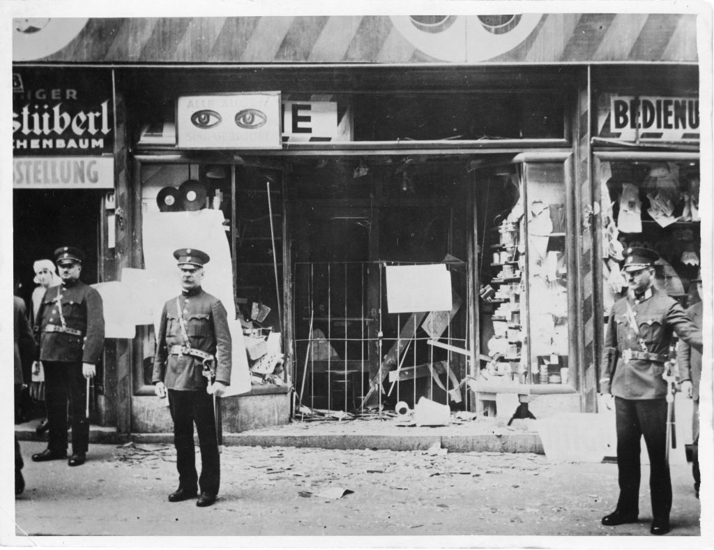 Kristallnacht: The 'Night of Broken Glass' That Served as a Precursor ...